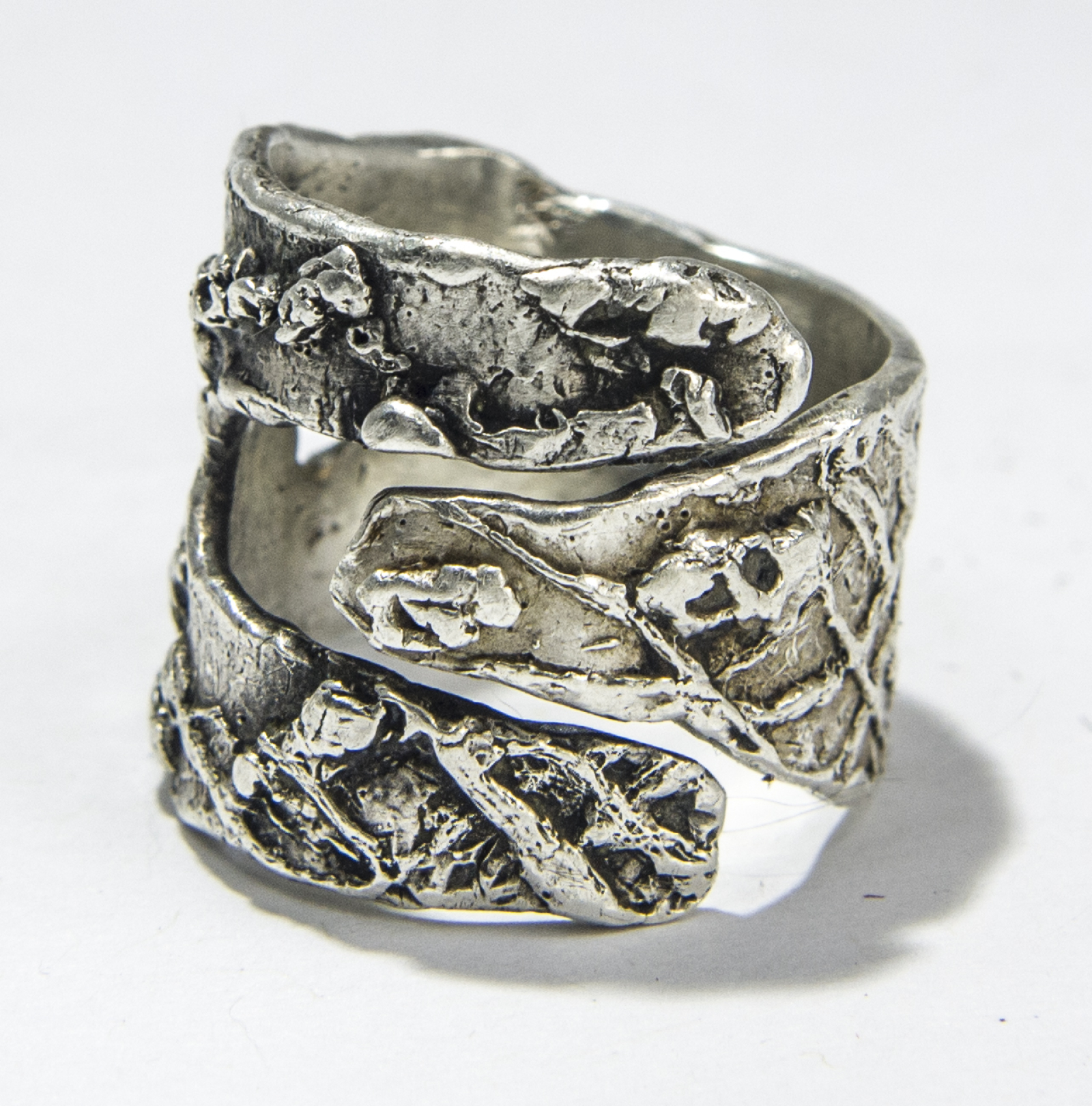 Abyss unisex organic textured sterling silver ring | Jomama