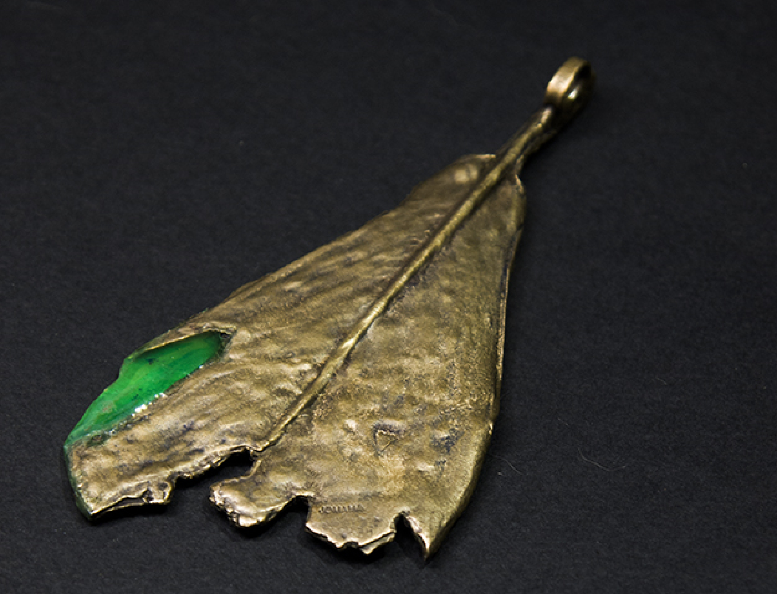 Cast bronze leaf pendant with resin inlay | Jomama