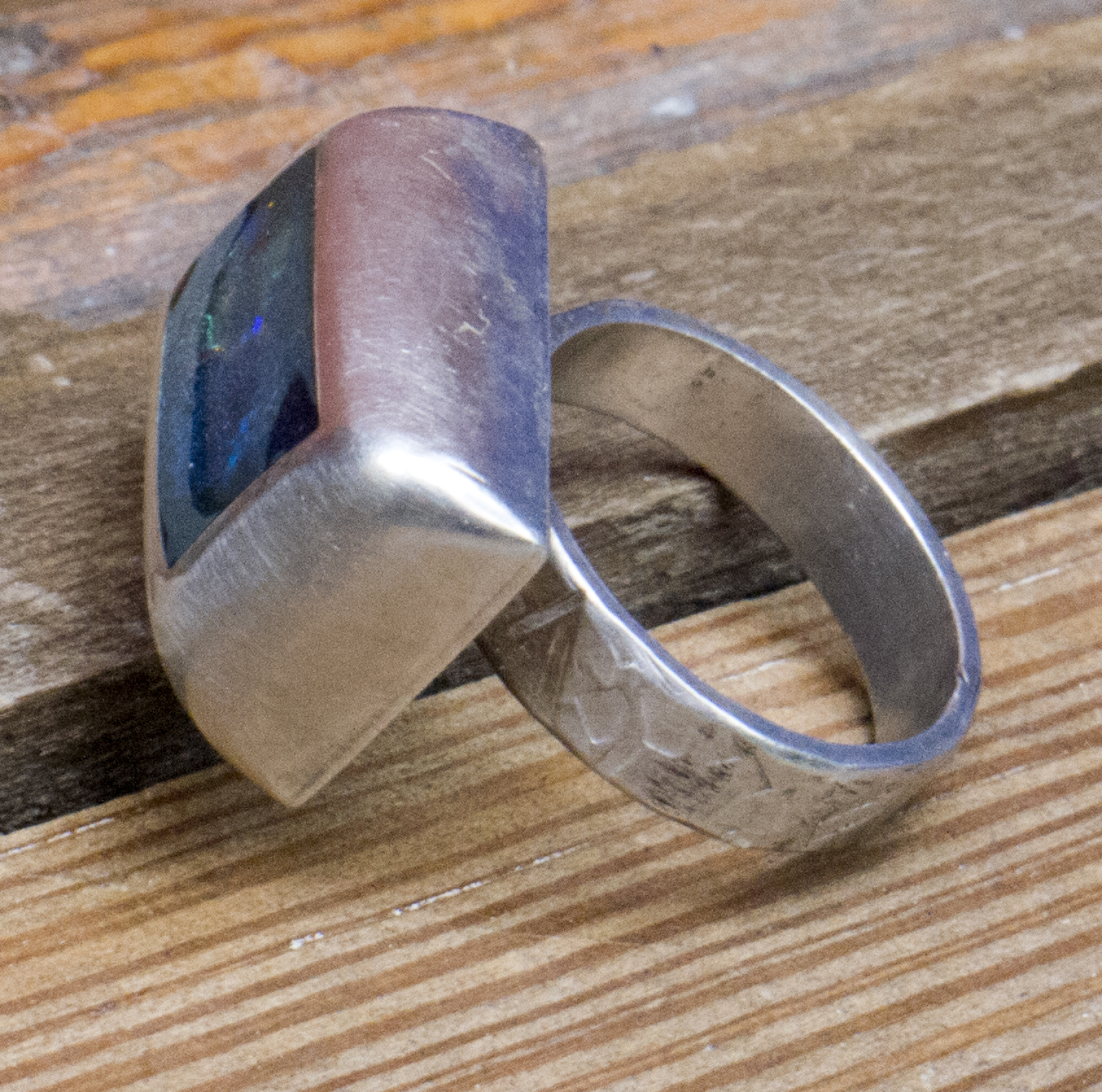 Turquoise and red tone Czech glass sterling silver ring | Jomama